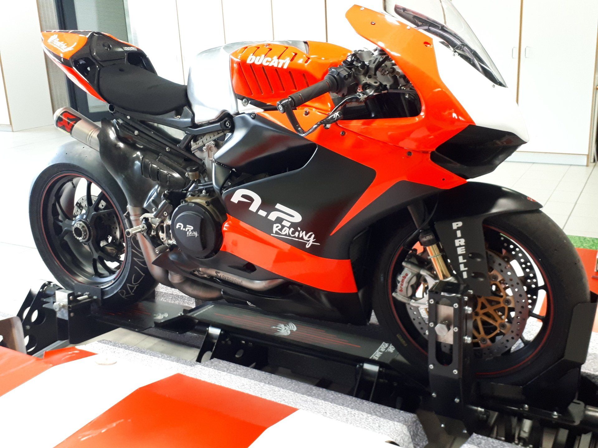 The best Motorcycle simulator, MotoGp Simulator, Motorbike Simulator