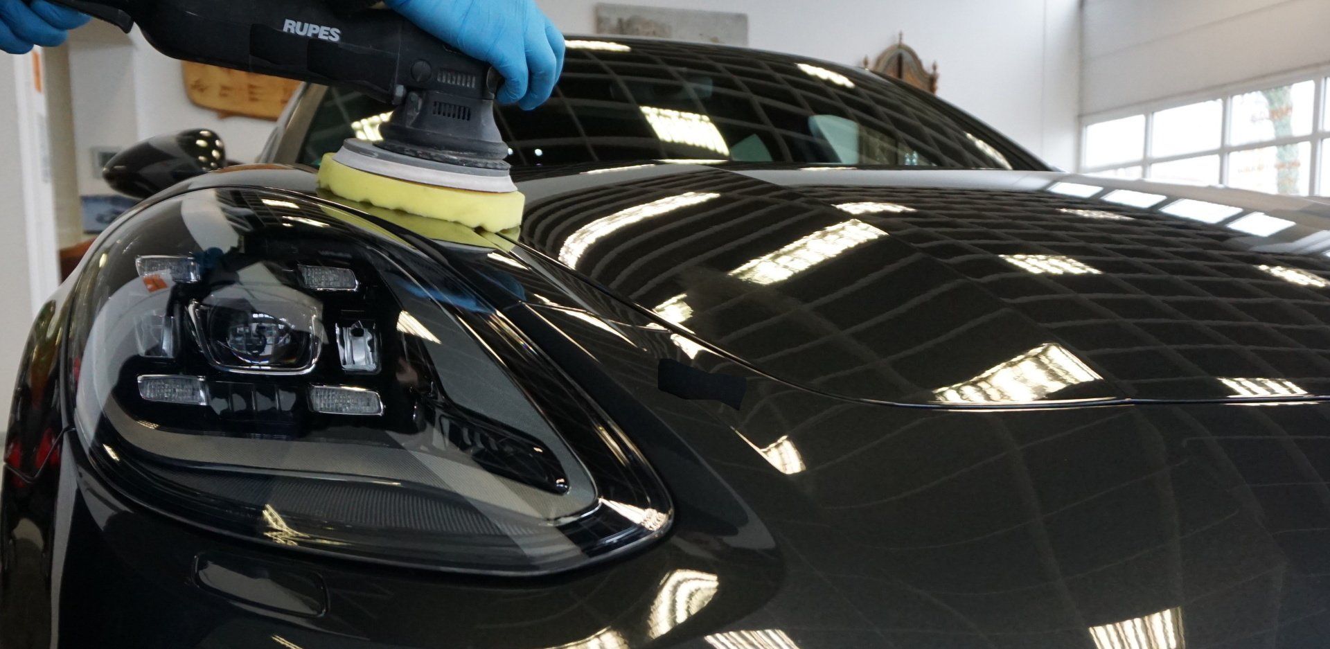 Autoaufbereitung München - Auto Glanzwerk