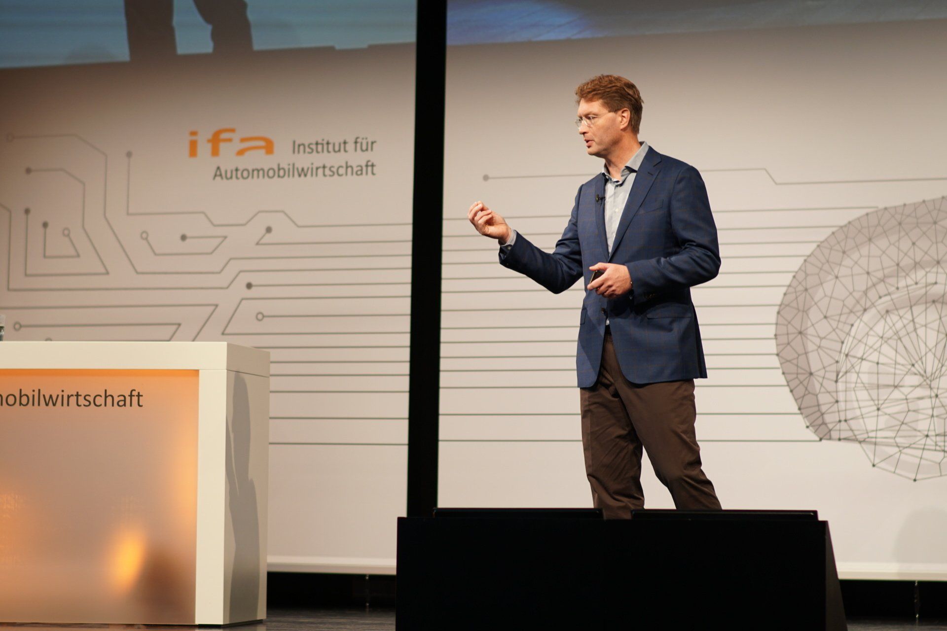 Institut für Automobilwirtschaft (IfA) an der HfWU