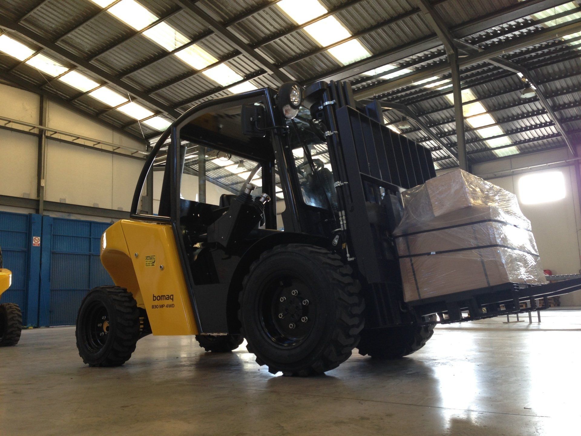 BOMAQ - Rough Terrain 4x4 and 4WD Forklift Trucks