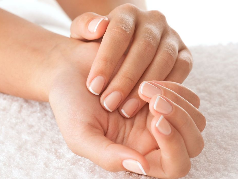 Extensions d'ongles en gel à Nice - Chablon - Capsules - Resine