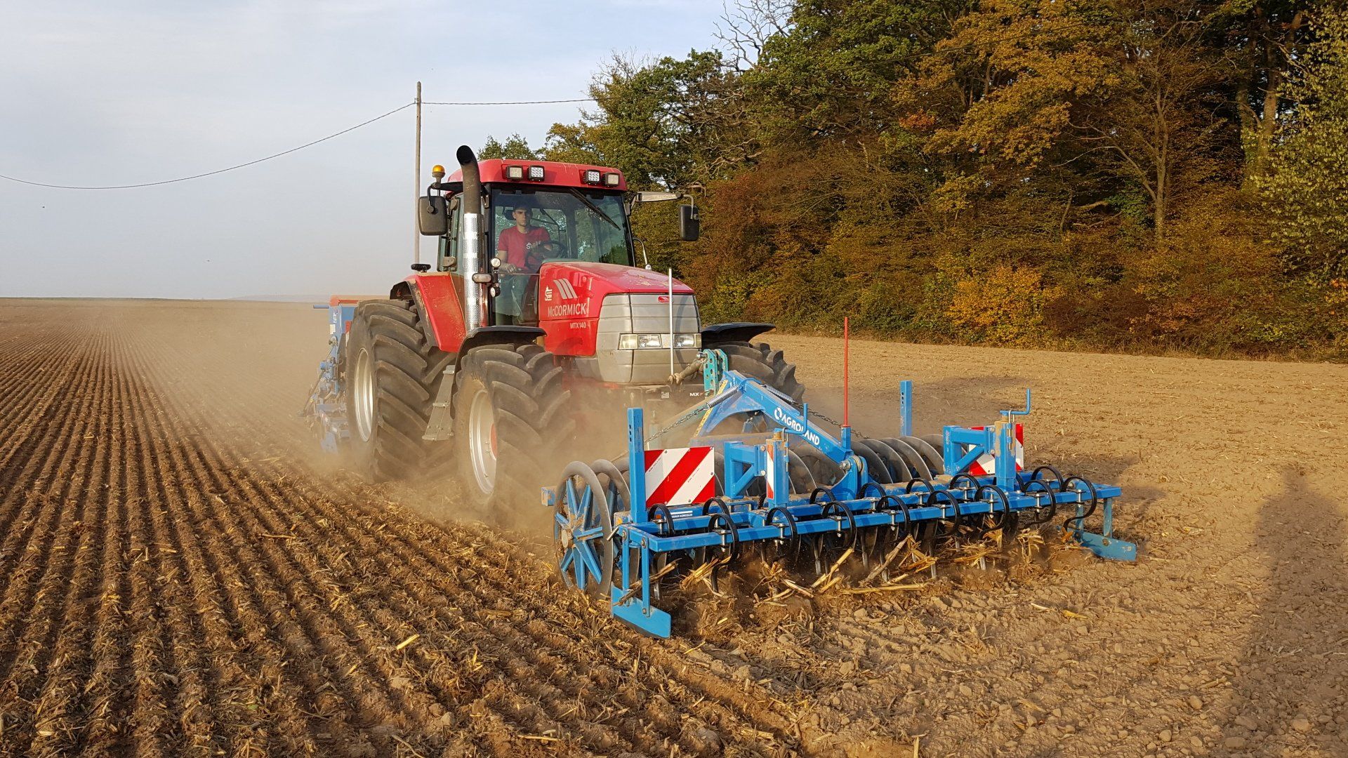 Tasse avant : Crosskill / Frontplaner