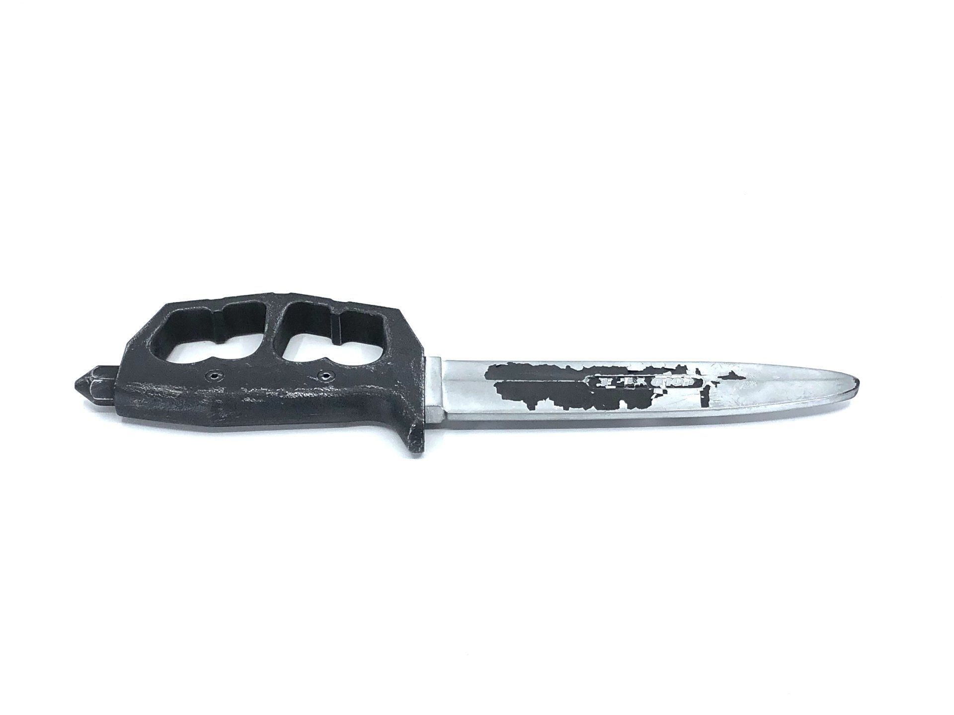 Theatrical prop edged and bladed knives and weapons for Hire UK