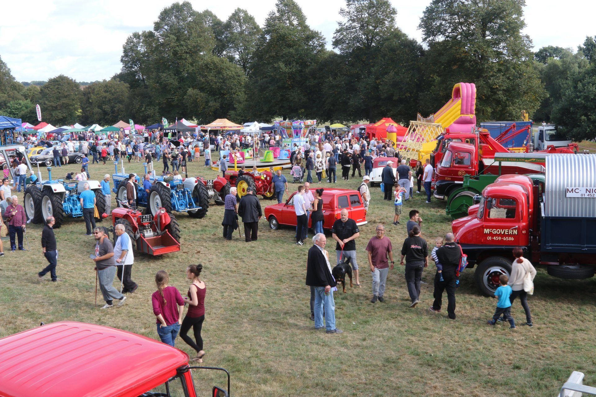Redbourn Classics - Gallery