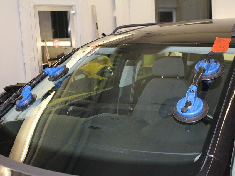 Autoglas-Austausch - NM Autoglas GmbH