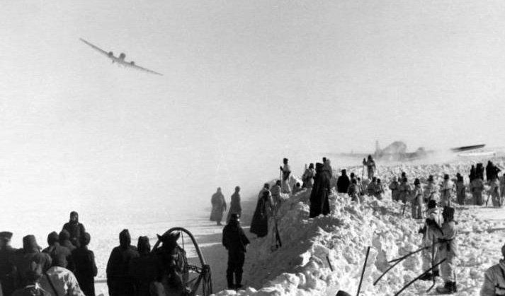 Stuka JU 87, JU52, Heinkel Flugzeuge des 2. Weltkrieges