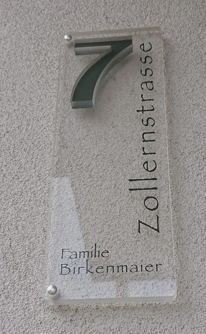 my-hausnummer.de - exklusive Design-Hausnummern