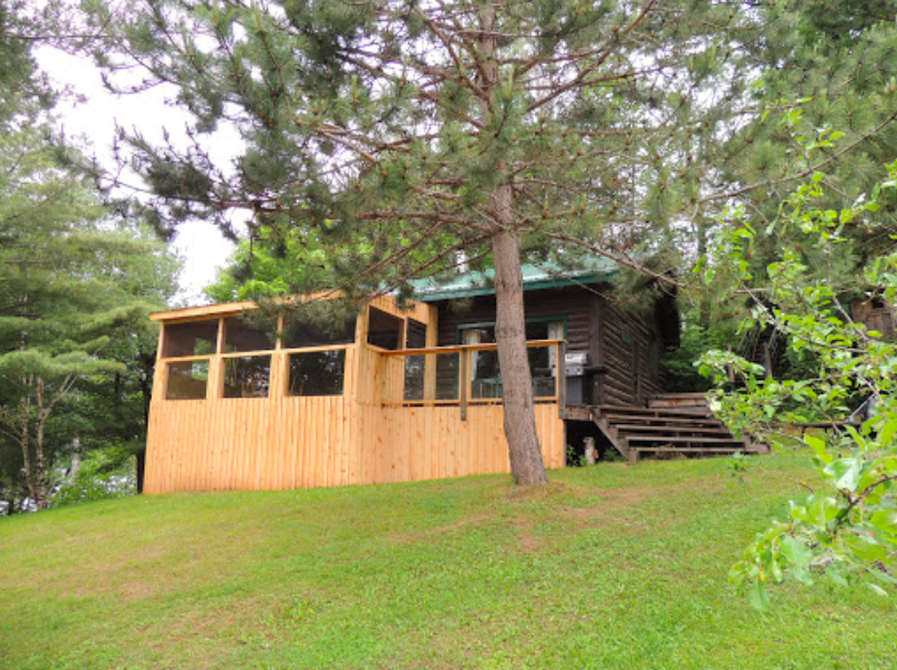 Fox Lake Lodge - Outdoor Getaway