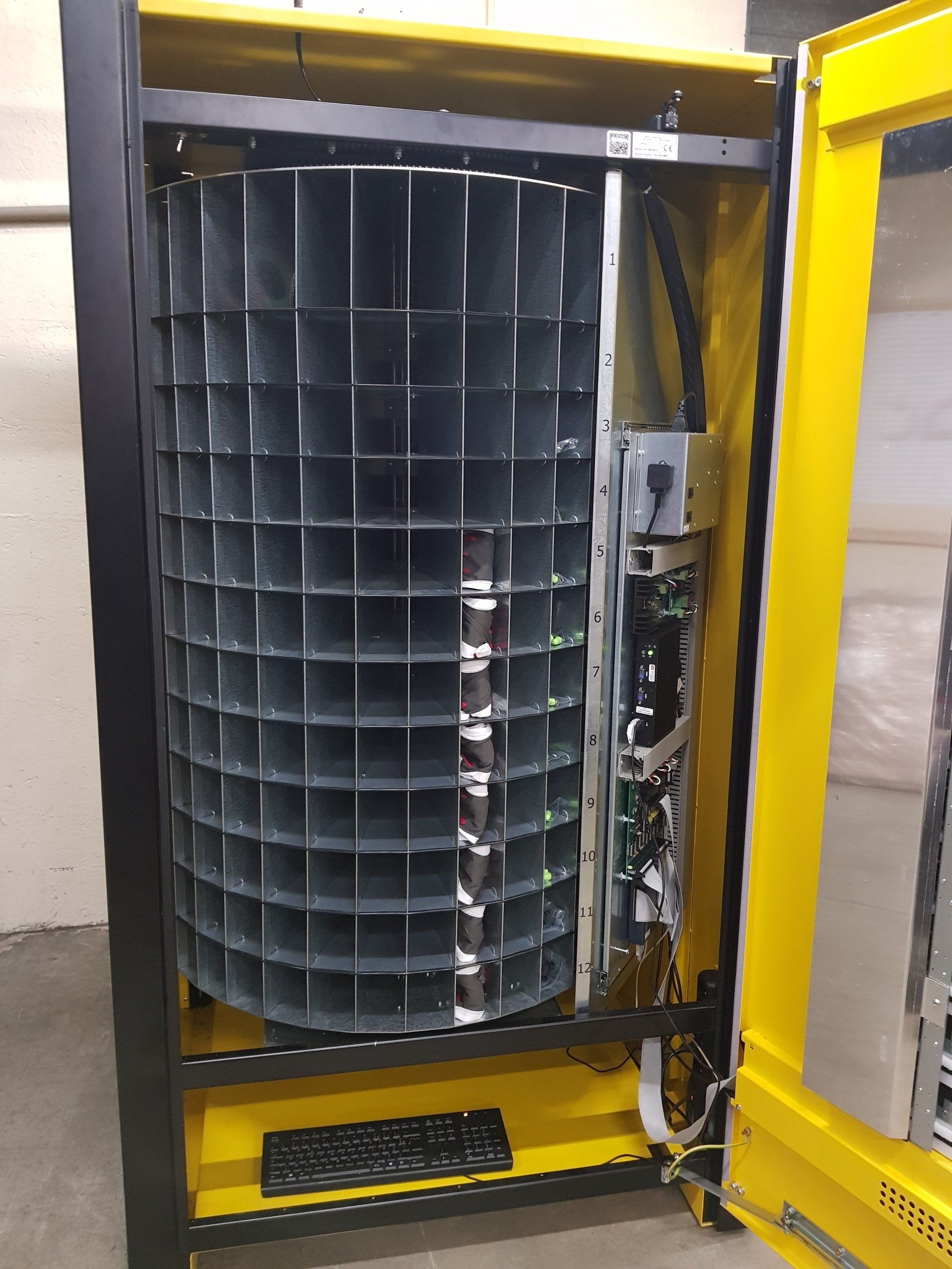 Distributeurs automatiques EPI et consommables