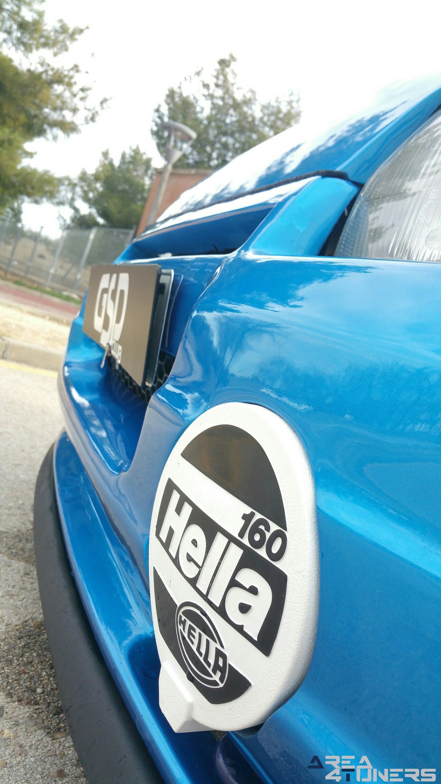 REPORTAJE COCHE TUNING AREA4TUNERS Ford Orion Constelacion