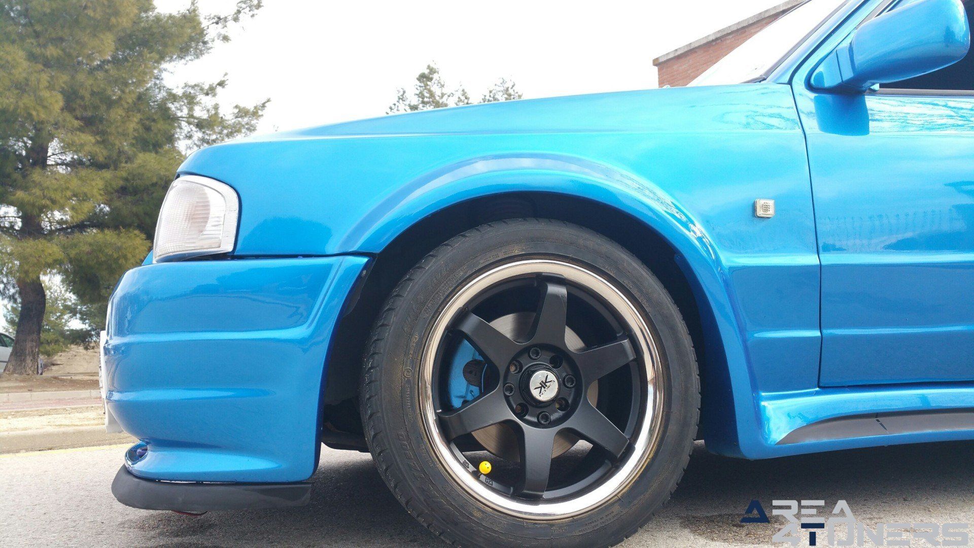 REPORTAJE COCHE TUNING AREA4TUNERS Ford Orion Constelacion