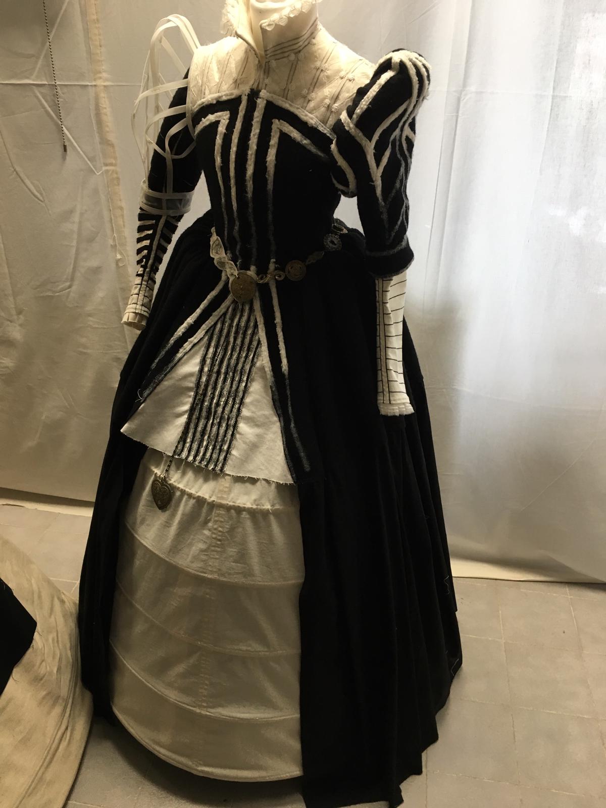 DN MADE spectacle-costume de scène