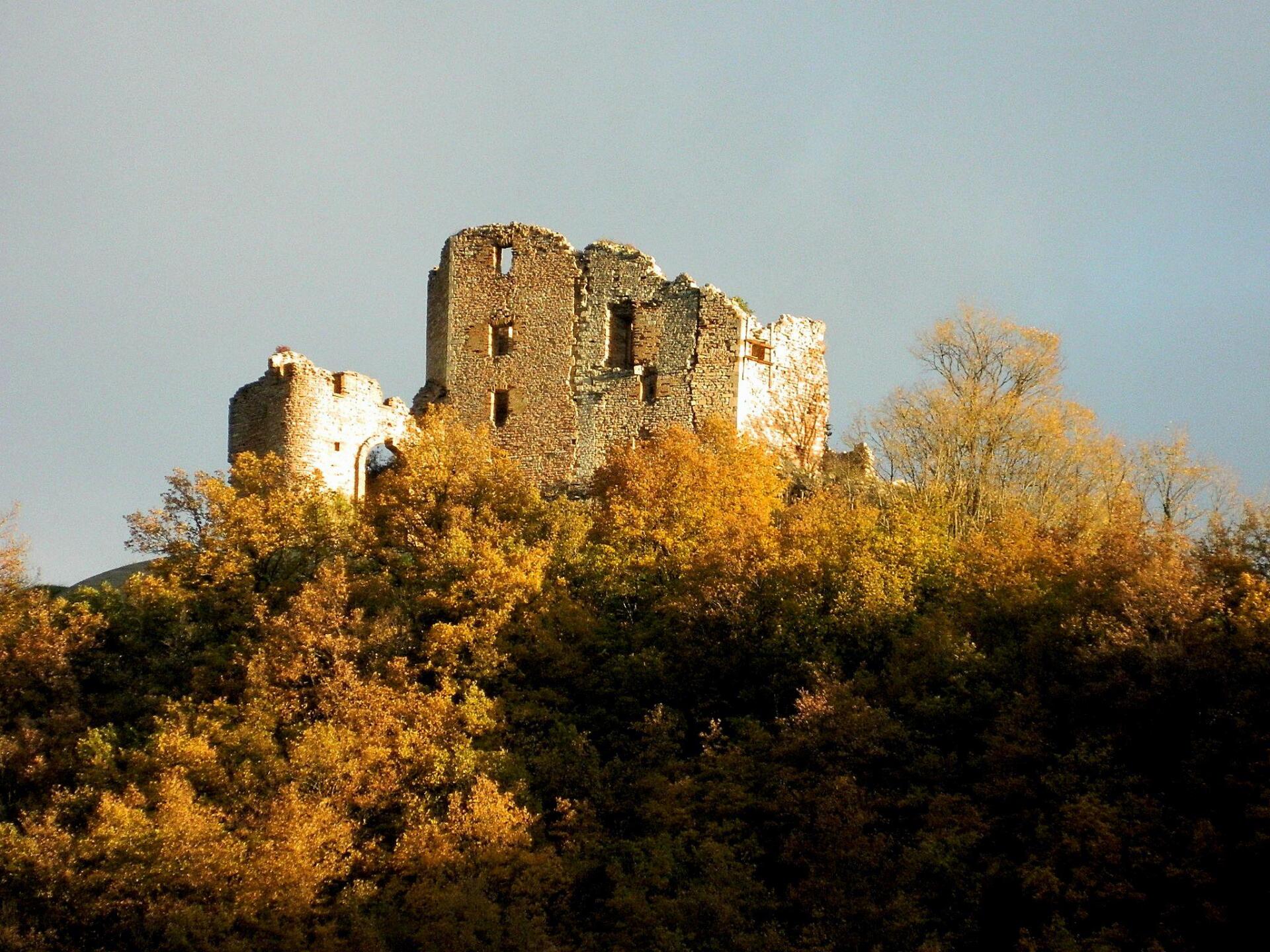 Castello dei Pecorari di Piobbico (Pesaro e Urbino)