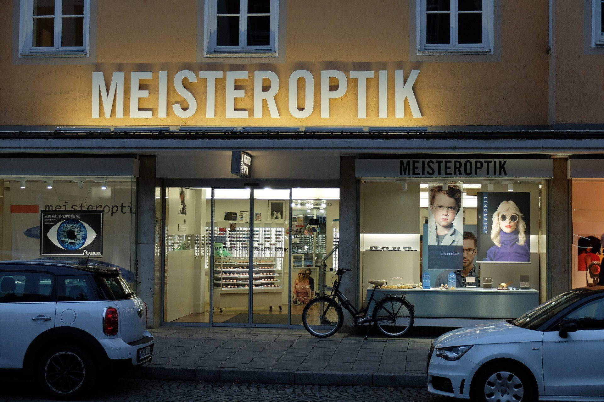 Meister Optik LINDBERG Marwitz MYKITA Brillen Kontaktlinsen Optometrie