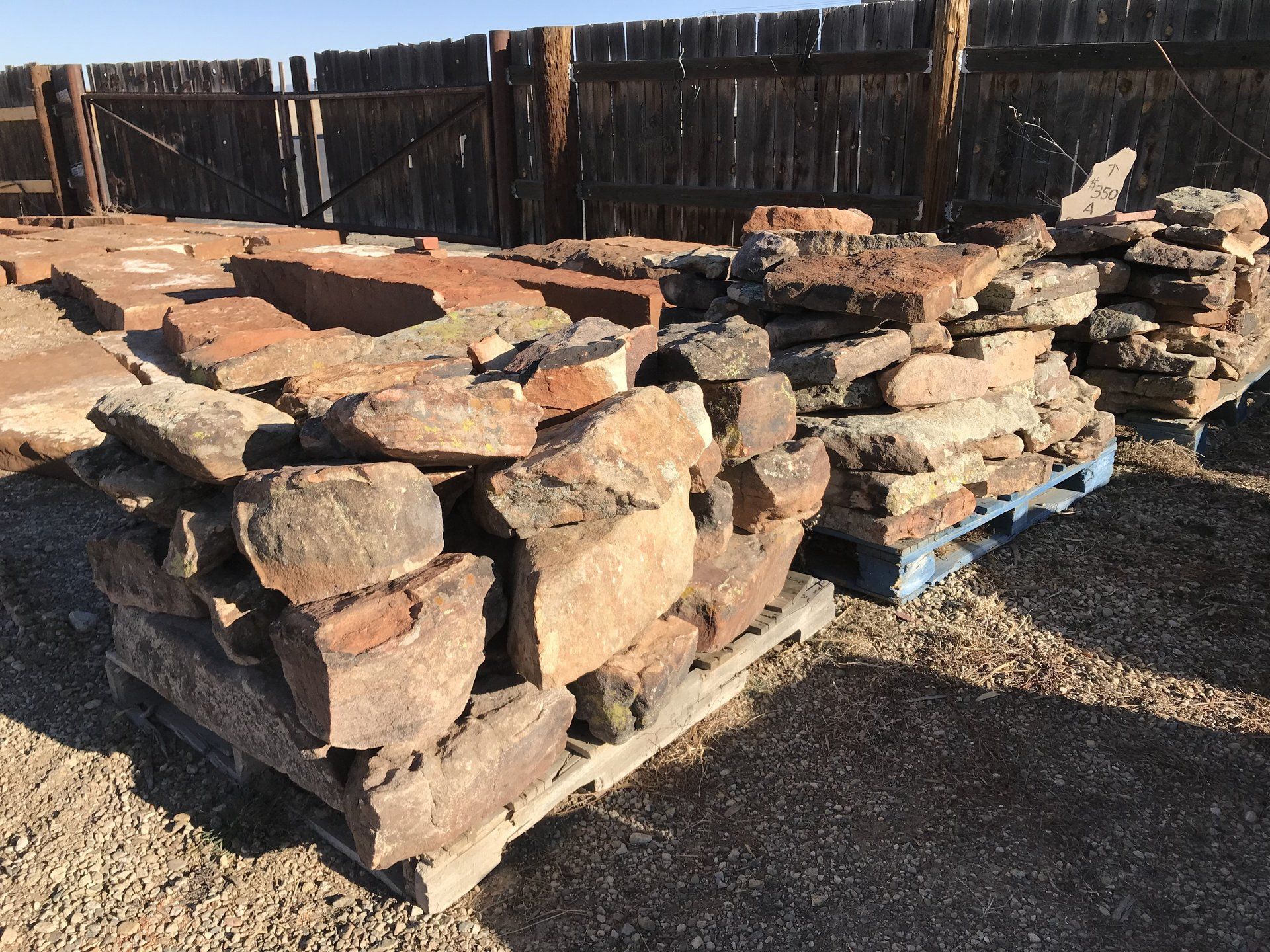 Home [www.floydsyard.com]