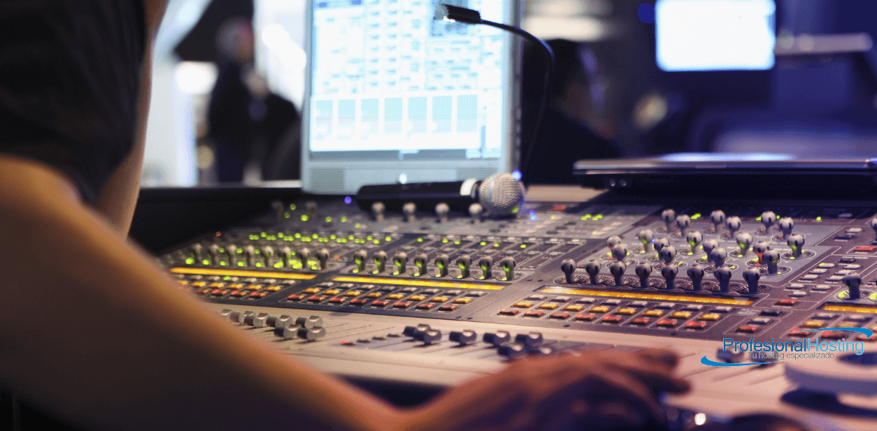 Servidores para las radios online gratis y de pago