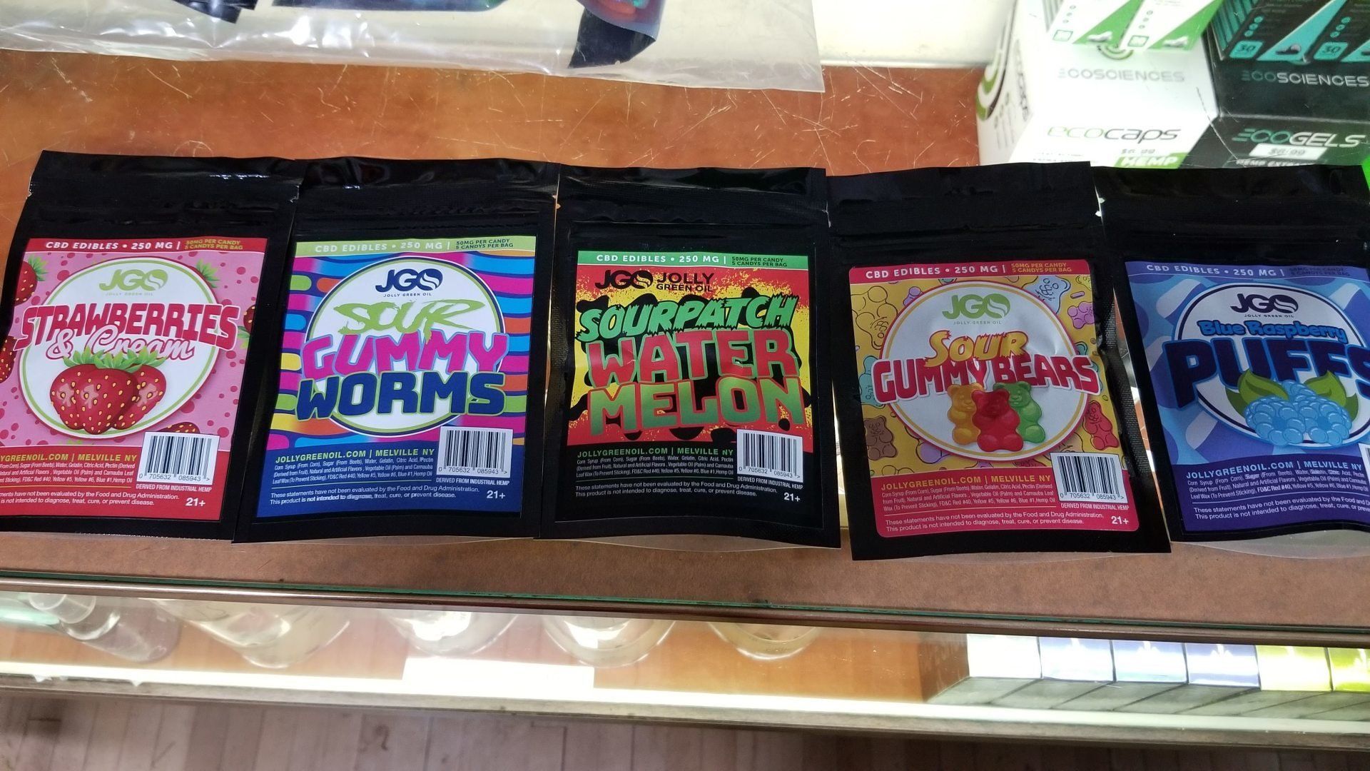 FARM STORE (CBD & GIFTS)