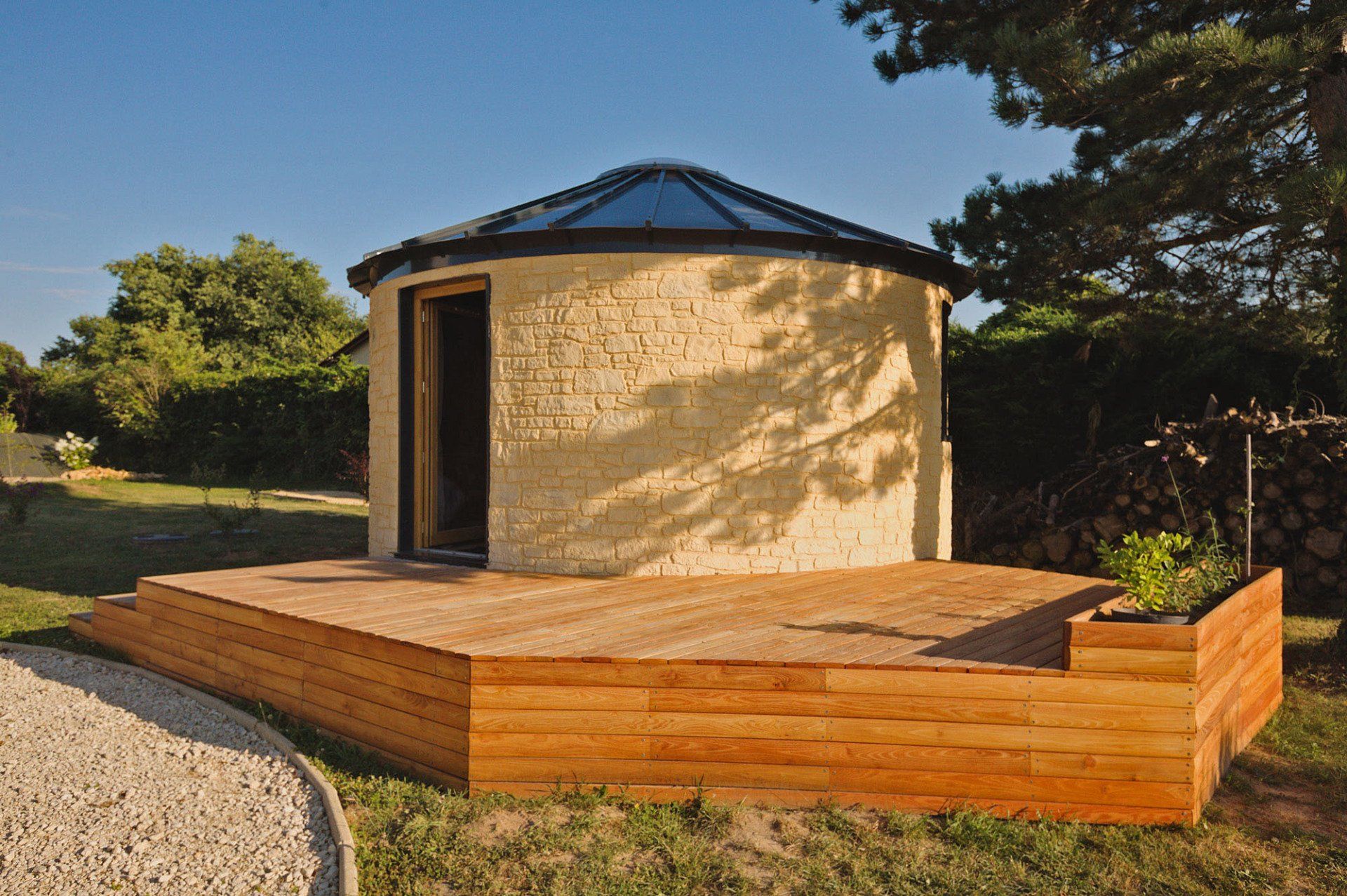 H2BC, yourte ossature bois, maison écologiques rondes en bois