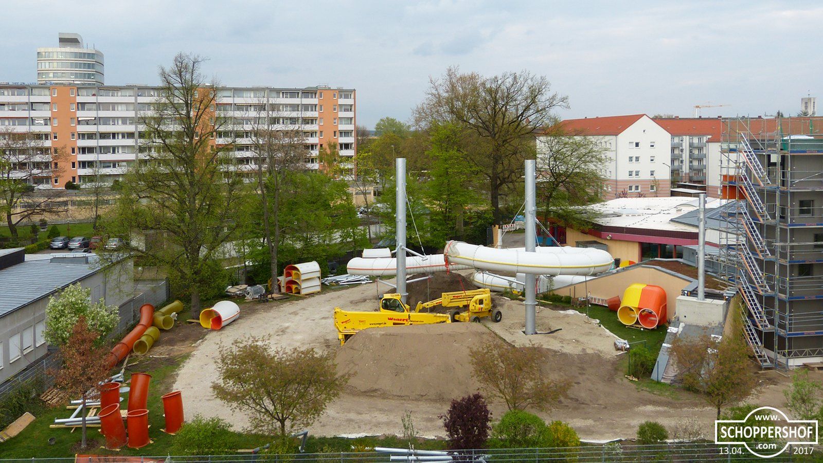 Nordostbad Nürnberg - Die Doppelröhren-Wettkampfrutsche »Body Racer«