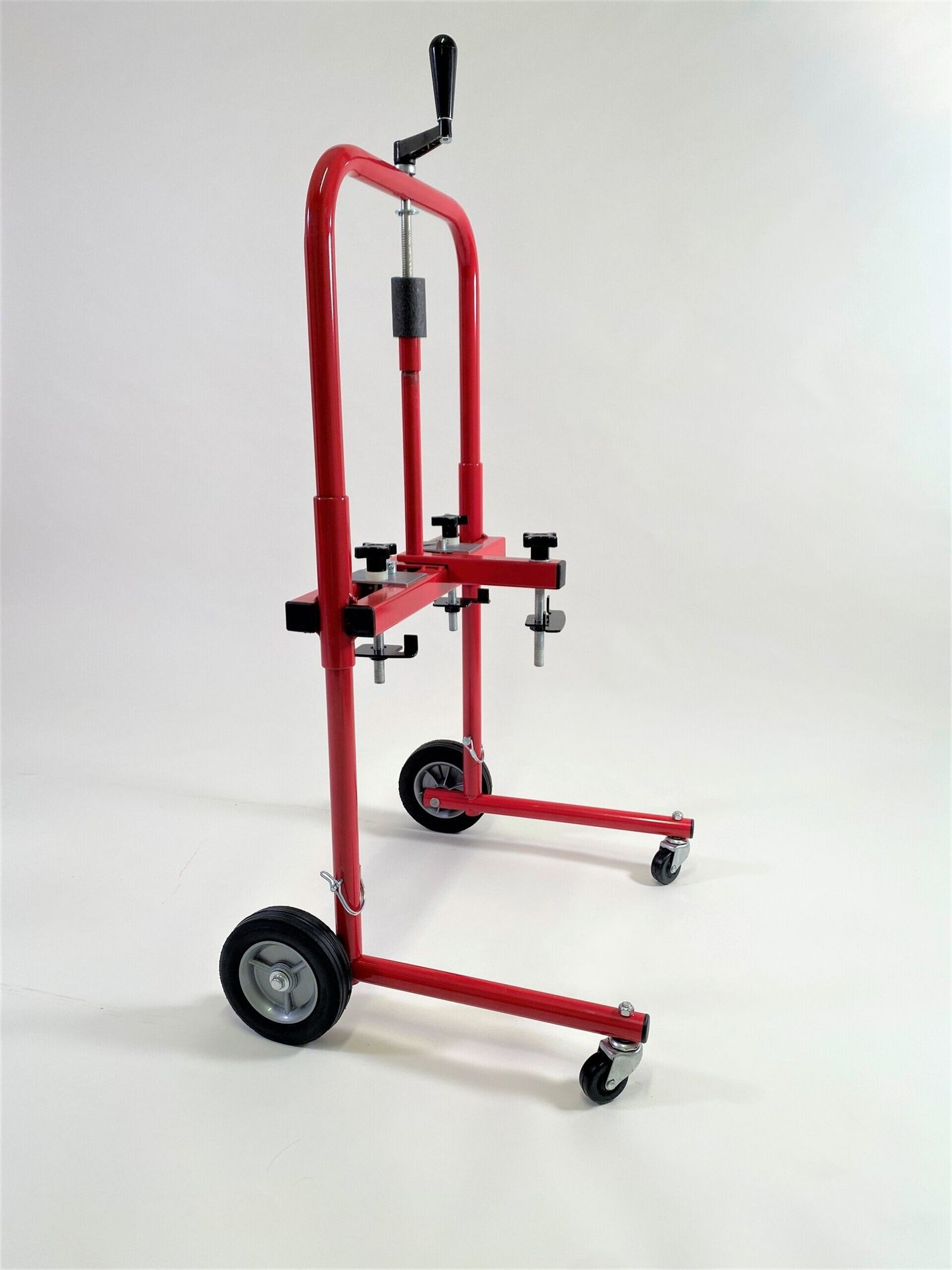 Toilet Kart, a plumbers tool to lift, set & move a toilet.