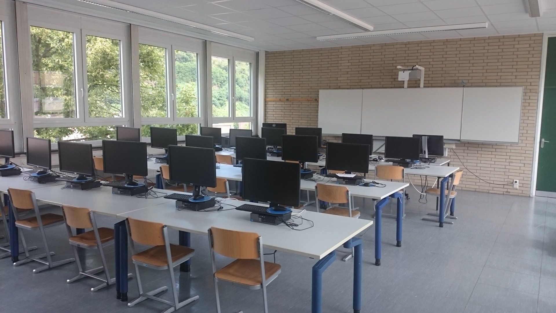 Unsere Schule in Bildern