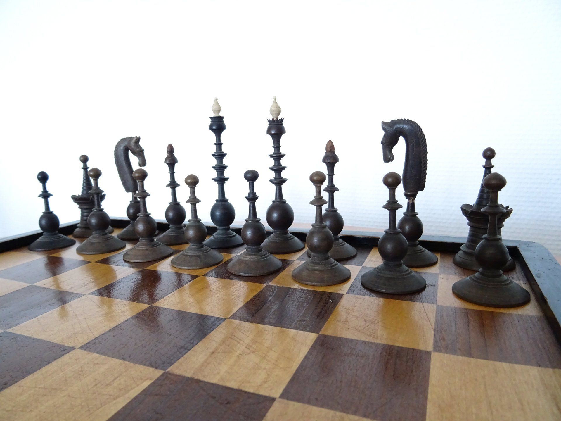 Dutch Chess Set, late 18th c.