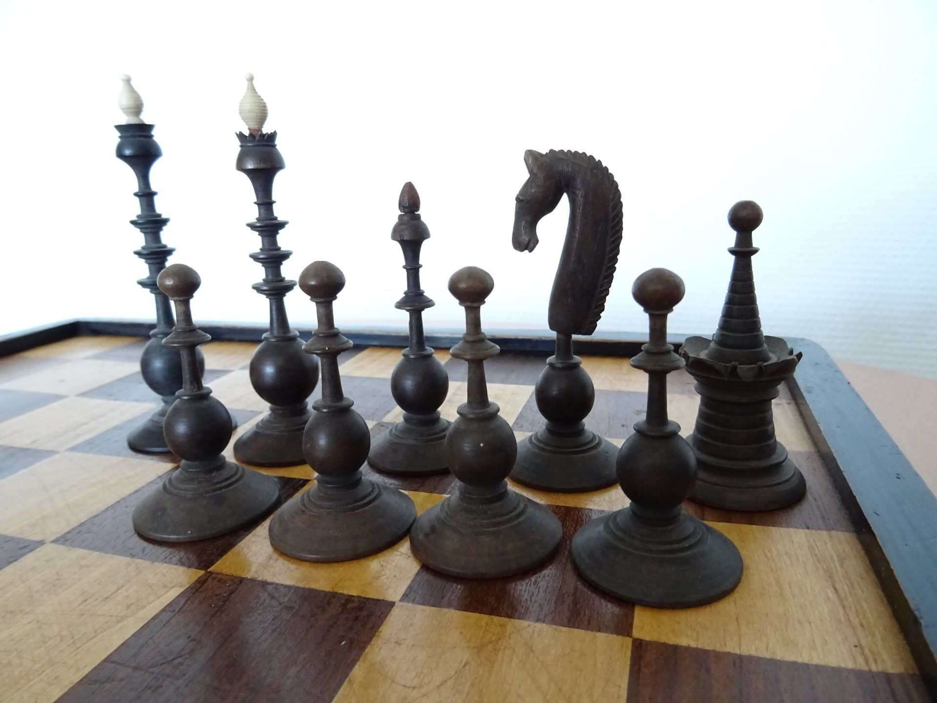 Dutch Chess Set, late 18th c.
