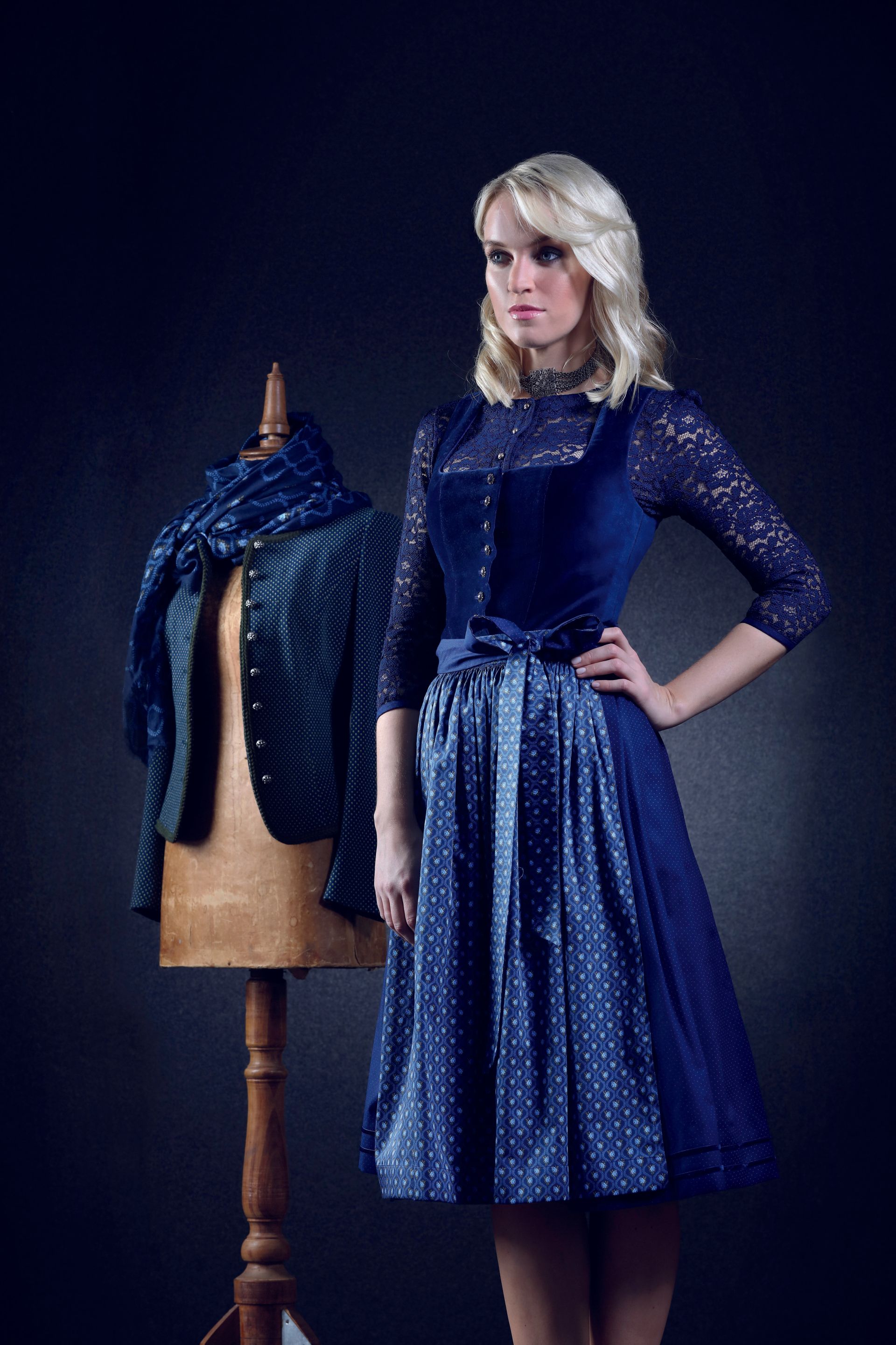 Anno Domini Design Dirndl Blusen und mehr