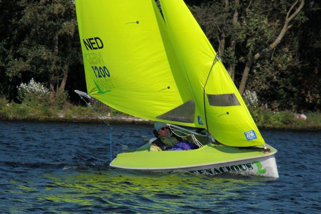 UpSail sas - Distributore Hansa Sailing System - Vela Accessibile