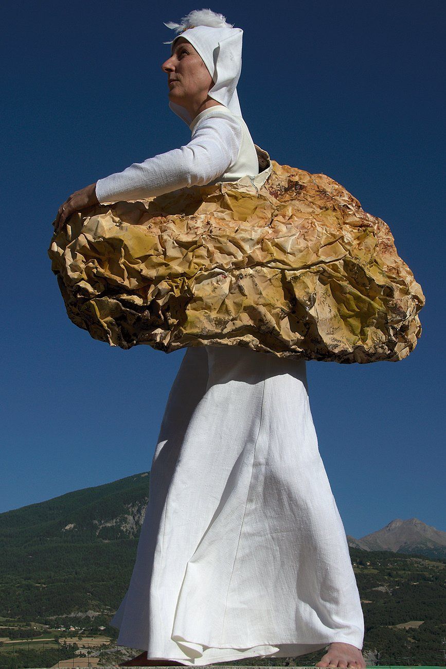 Bienvenue sur le site de Anne Lopez, Artiste Conteuse.