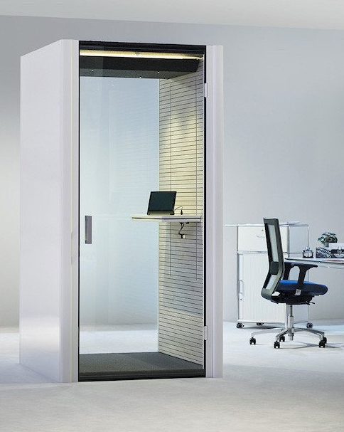 Stille ist im Büroalltag ein seltenes Gut.Die schalldichte Telefonbox