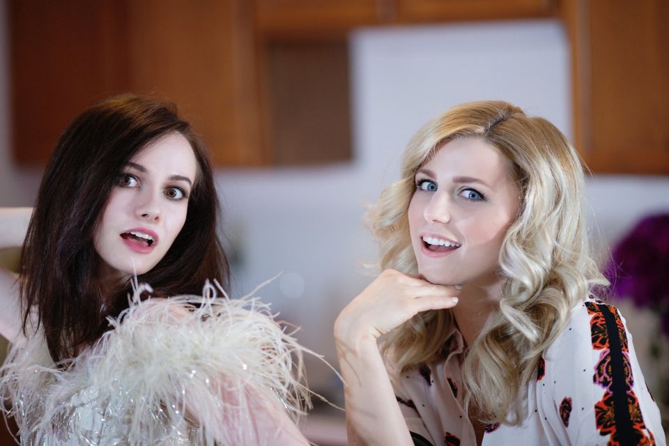 Girl/Girl Scene - The Official Website for the TV Series