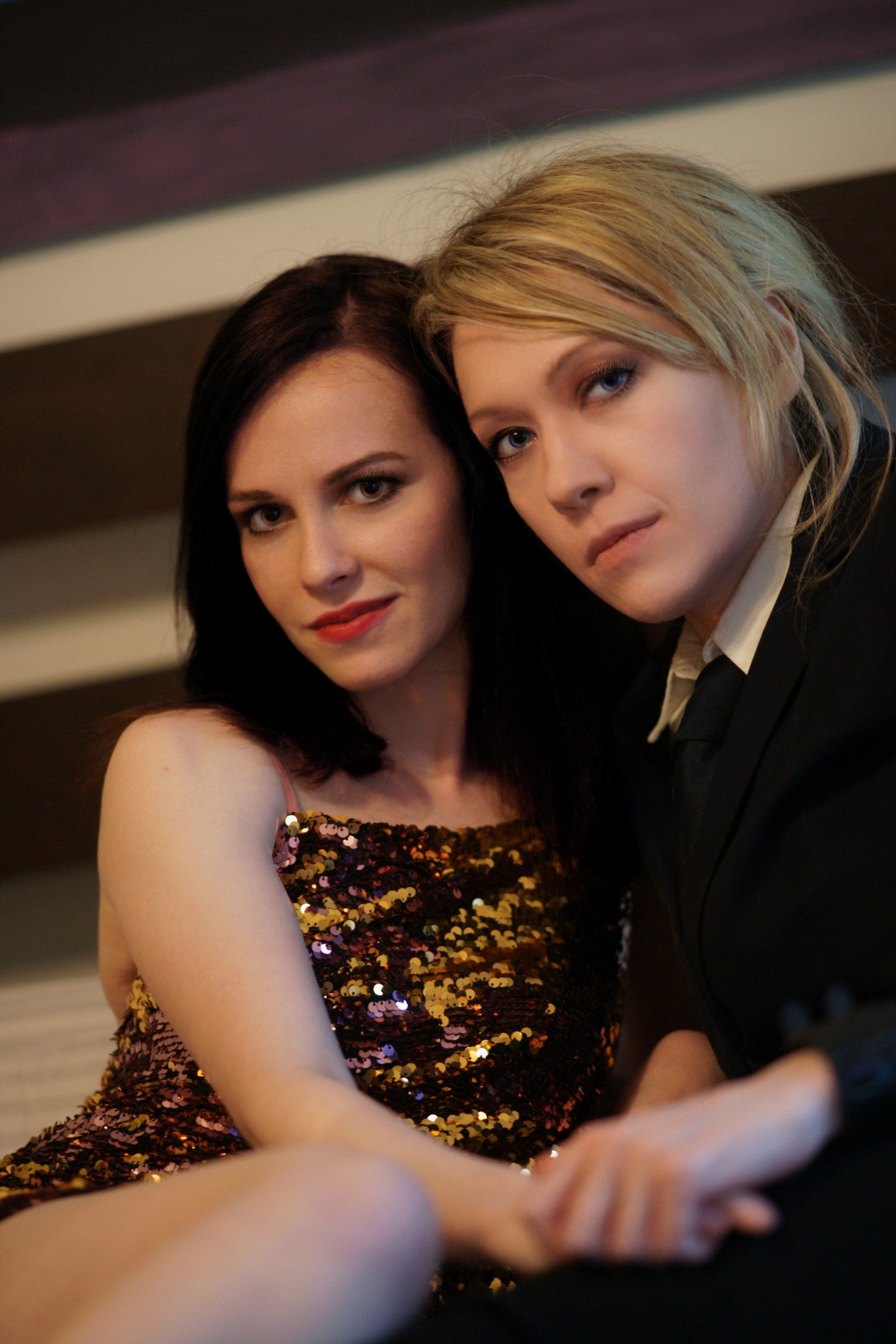 Girl/Girl Scene - The Official Website for the TV Series