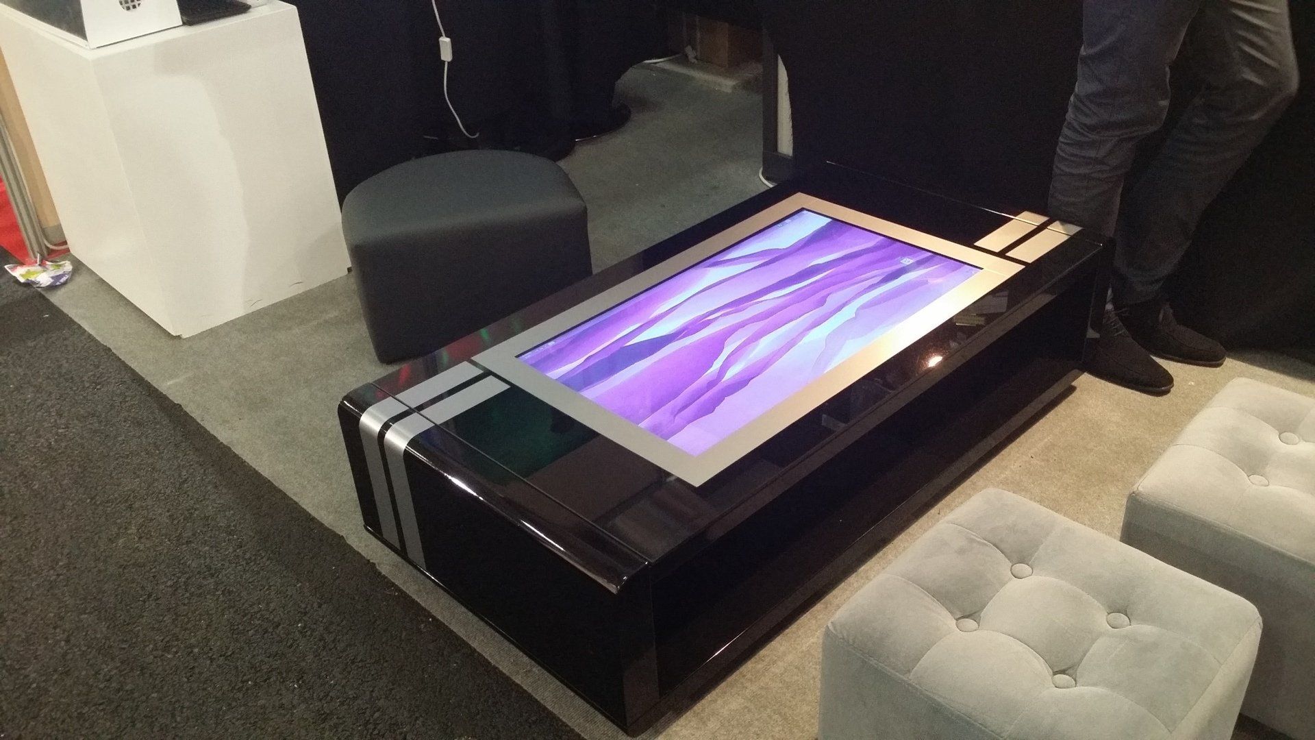 Table basse tactile android Hestia, table interactive connectée