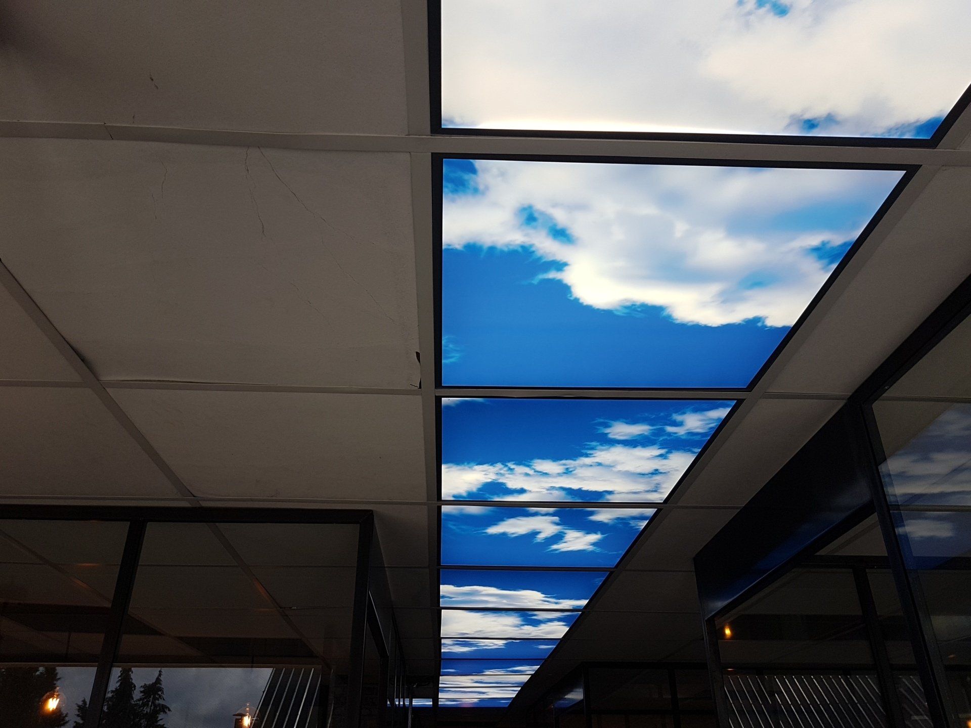 Skyview, dalles LED ciel, faux plafond