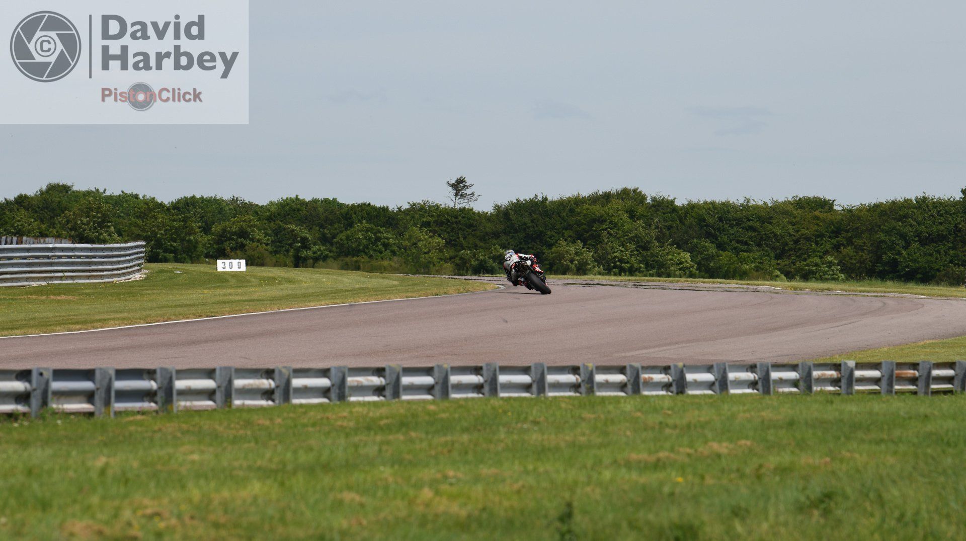 Thruxton Circuit Guide