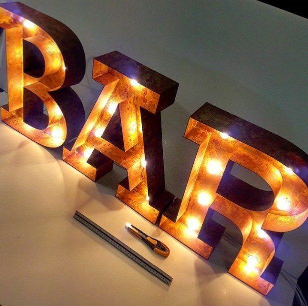 Fabricacion de rotulos, letras corporeas , rotulos luminosos,