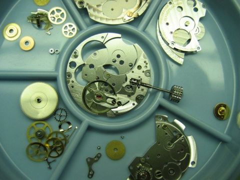 ARMBANDUHR REPARATUREN | REVISION, WARTUNG & SERVICE