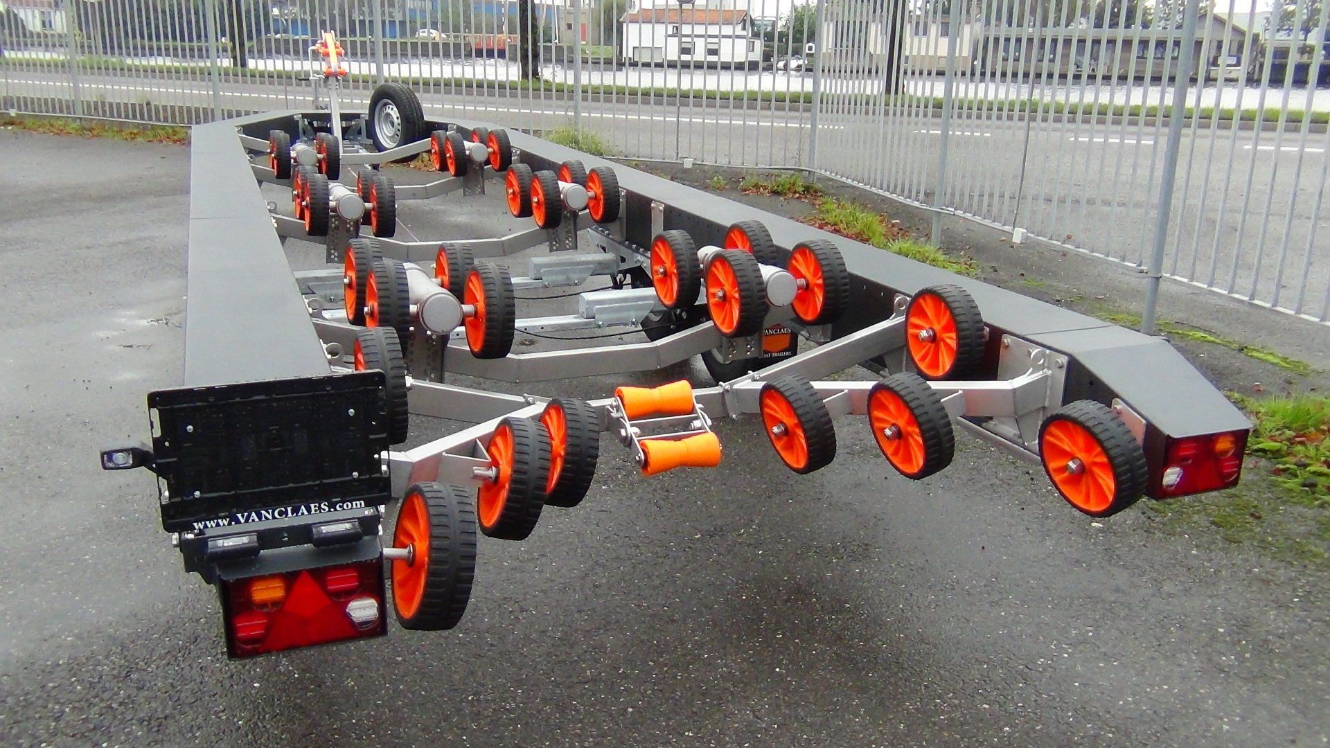 Vanclaes Bootstrailer, Edelstahlbootstrailer, Custom Bootstrailer